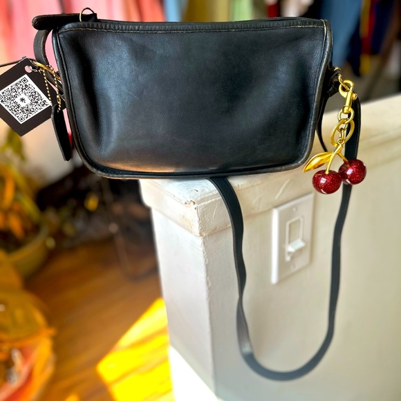 Coach | Bags | 8s90s Vintage Coach Mitchell Zip Bag Style No 9968 ...